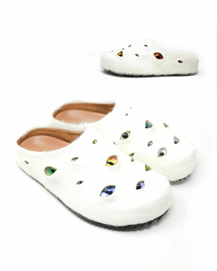 Esenes Drops Daring Eyeball Mules - Juce Magazine